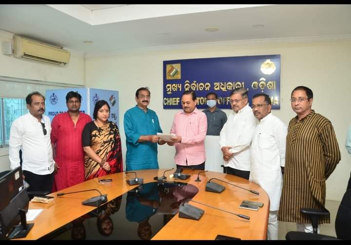 କିଏ କହୁଛି କାହାକୁ..? – The Nirvik