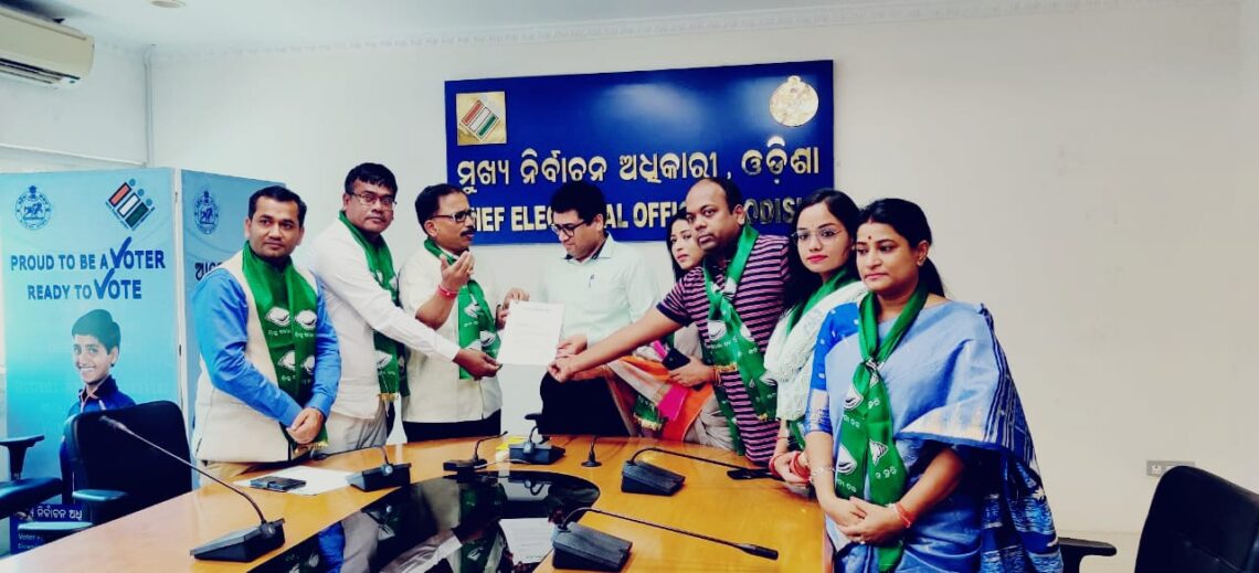 କିଏ କହୁଛି କାହାକୁ..? – The Nirvik